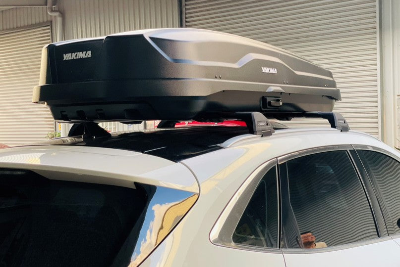 車款實裝系列》FORD KUGA 安裝 NX16 車頂箱 – Yakima-Taiwan